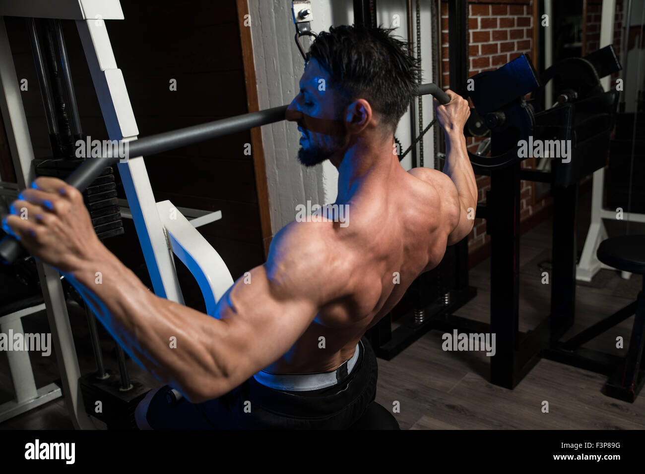 Bodybuilder Doing Heavy Weight Exercise For Back Stock Photo - Alamy
