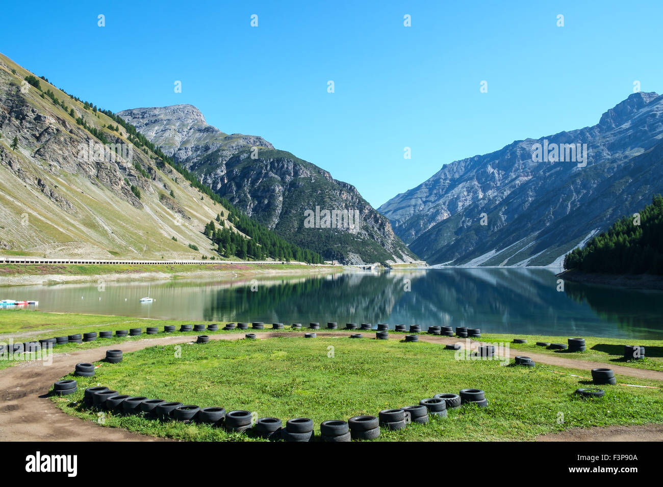 Alpine dam hi-res stock photography and images - Alamy