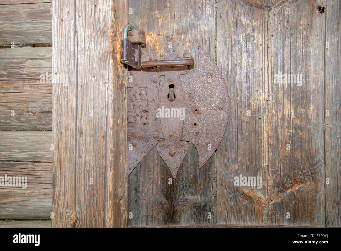 Two modern locks hi-res stock photography and images - Alamy