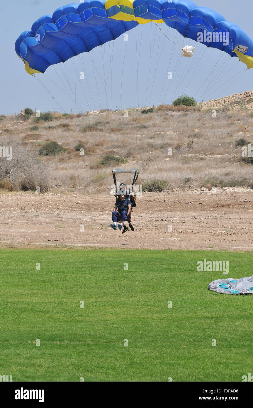 Tandem Glider Instructor High Resolution Stock Photography and Images ...