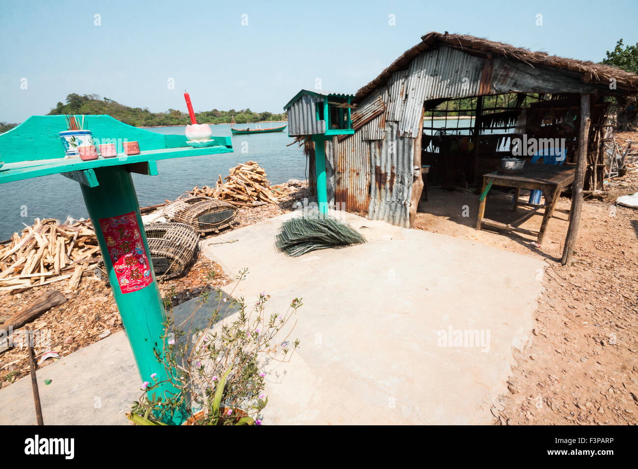 Exploded shed hi-res stock photography and images - Alamy