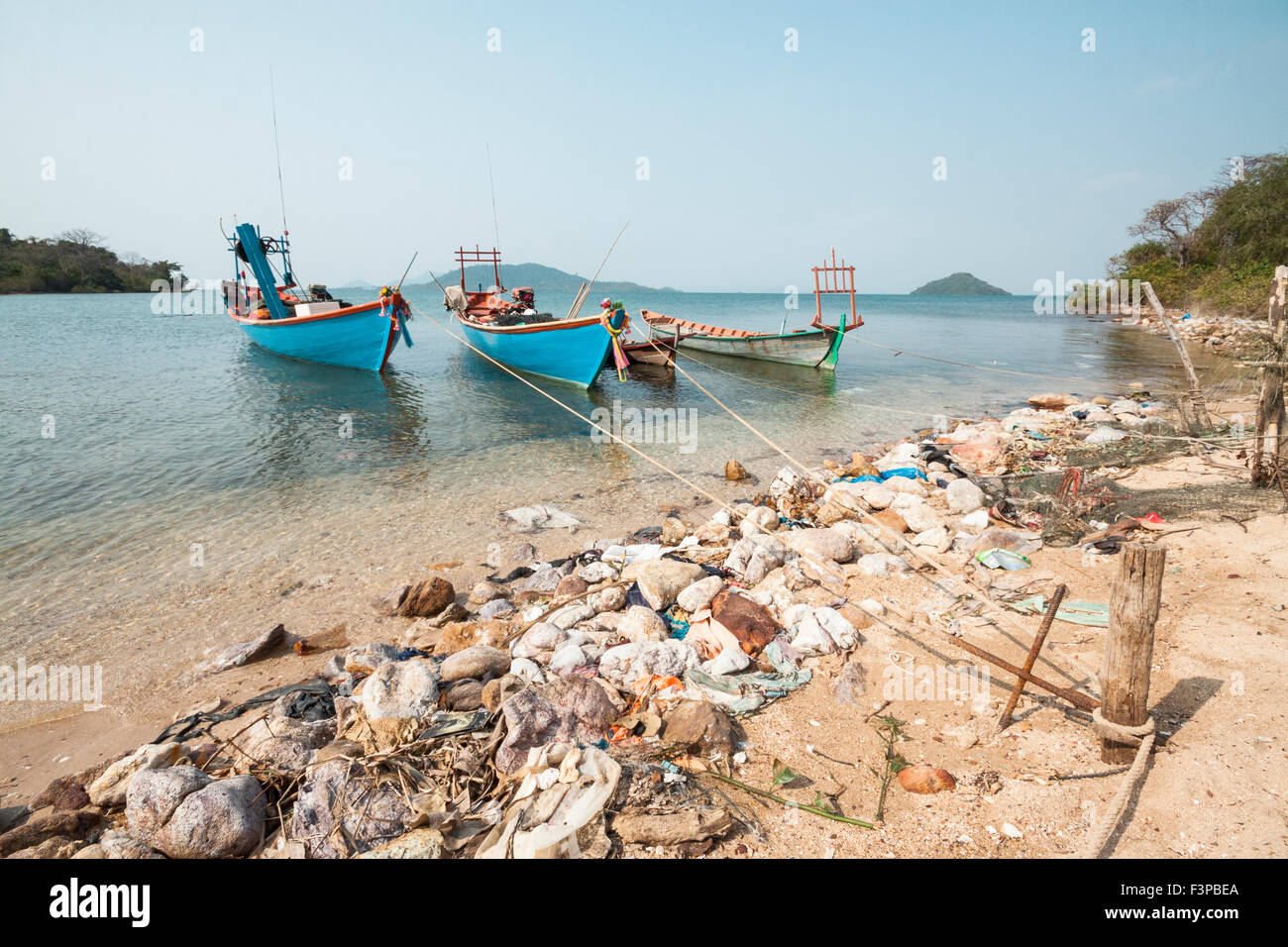 Lifestyle in Koh Pou (also Koh Pos or Koh Pau) island near Rabbit ...