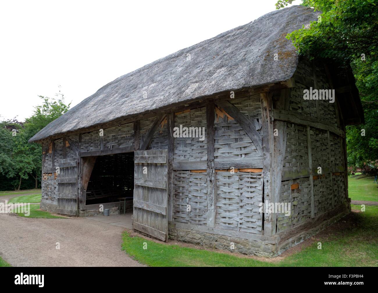 Great hay barn hi-res stock photography and images - Alamy