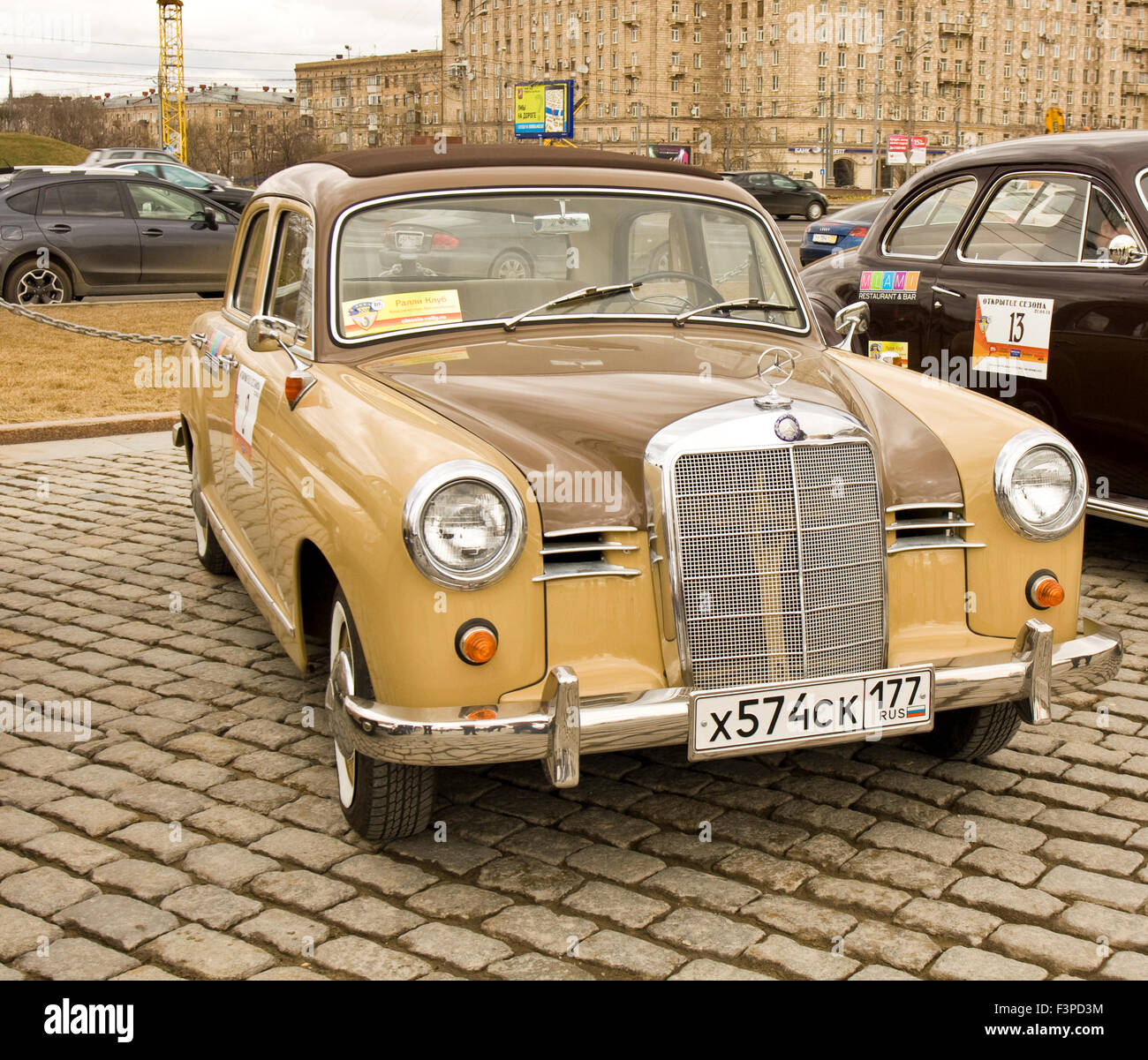 Mrcedes benz hi-res stock photography and images - Alamy