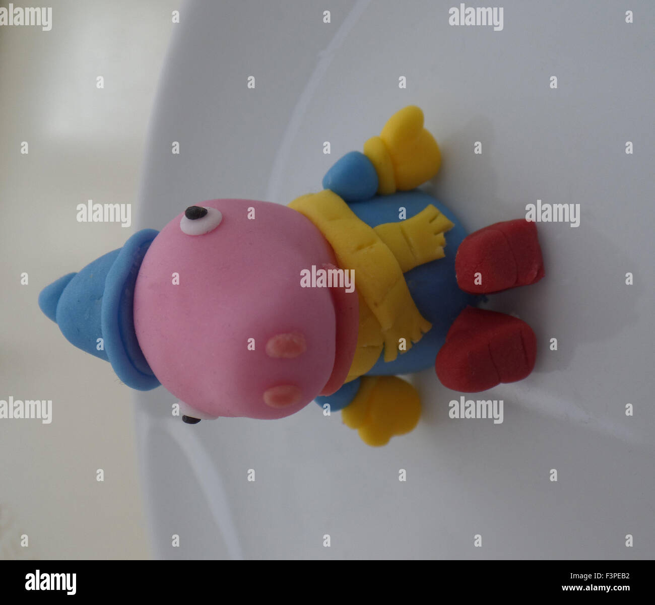 Peppa pig birthday cake hi-res stock photography and images - Alamy