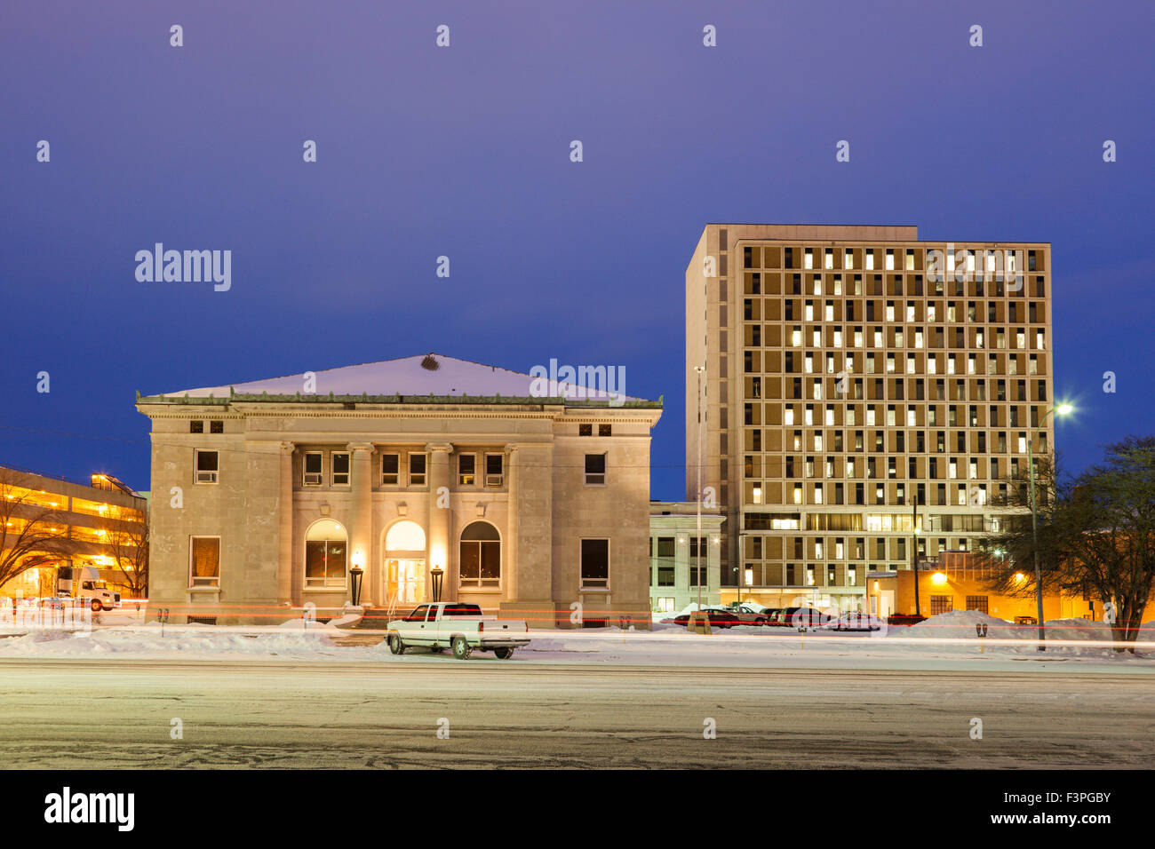 Downtown topeka hi-res stock photography and images - Alamy