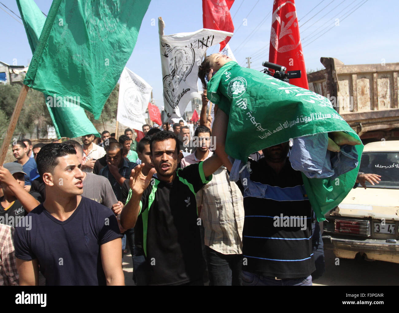 Oct. 11, 2015 - Al-Nusairat, The Gaza Strip, Palestine - Relatives of 2 ...