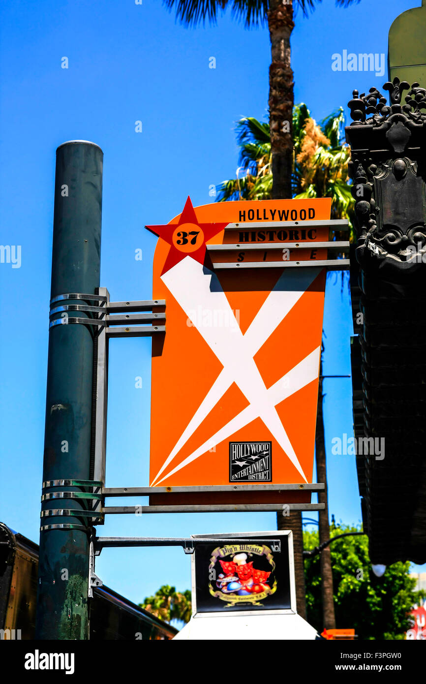 Overhead banner hi-res stock photography and images - Alamy