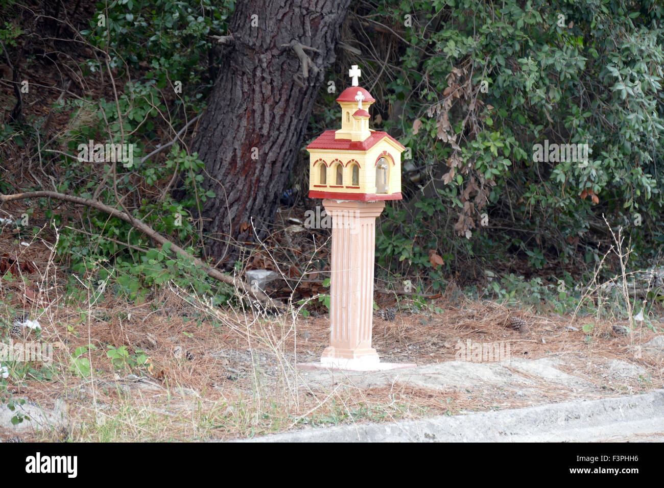 Greece. Small roadside chapels Stock Photo - Alamy
