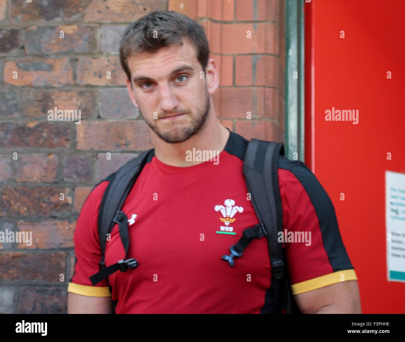 The Welsh rugby team arrive in North Wales to start training for the ...