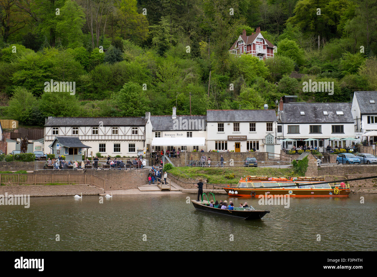 Symonds Yat; Hand Pulled Ferry Crossing River Wye Gloucestershire; UK ...