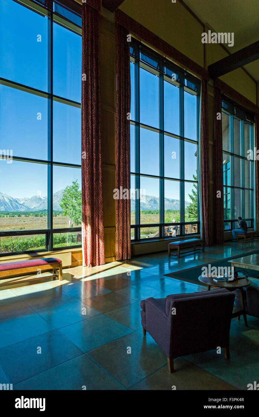 One picture window hi-res stock photography and images - Alamy