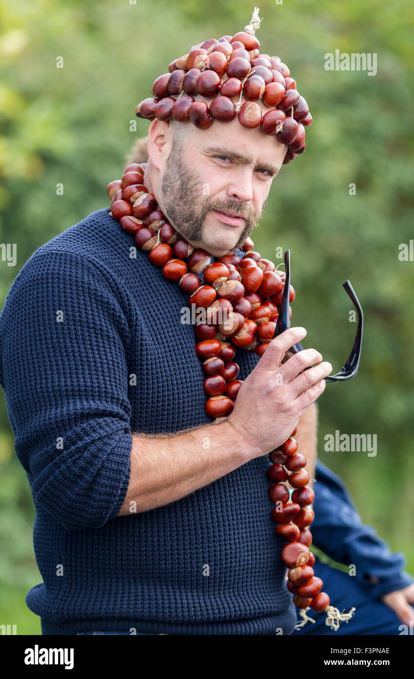 Conker championship hi-res stock photography and images - Alamy