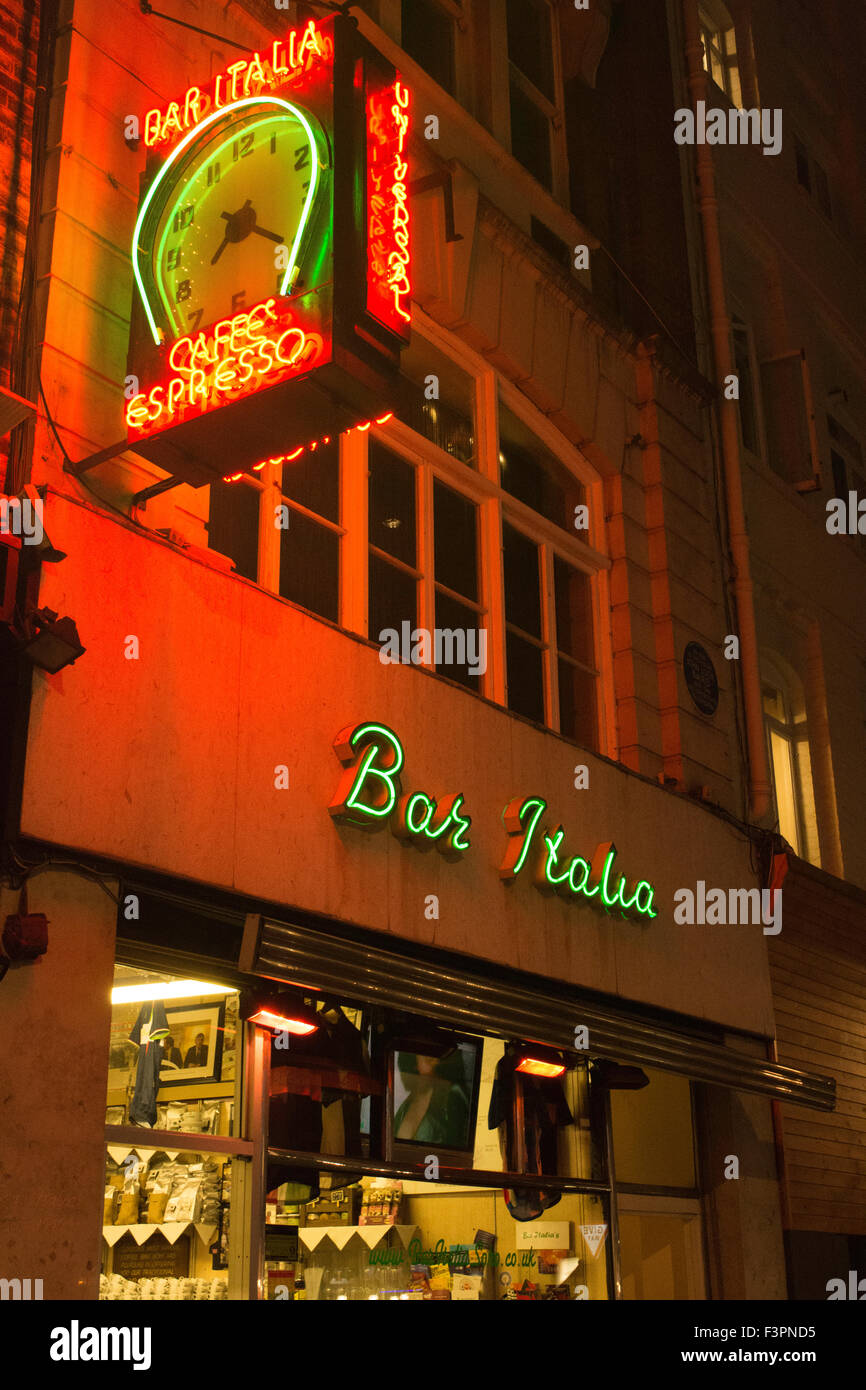 Uk london soho frith street hi-res stock photography and images - Alamy