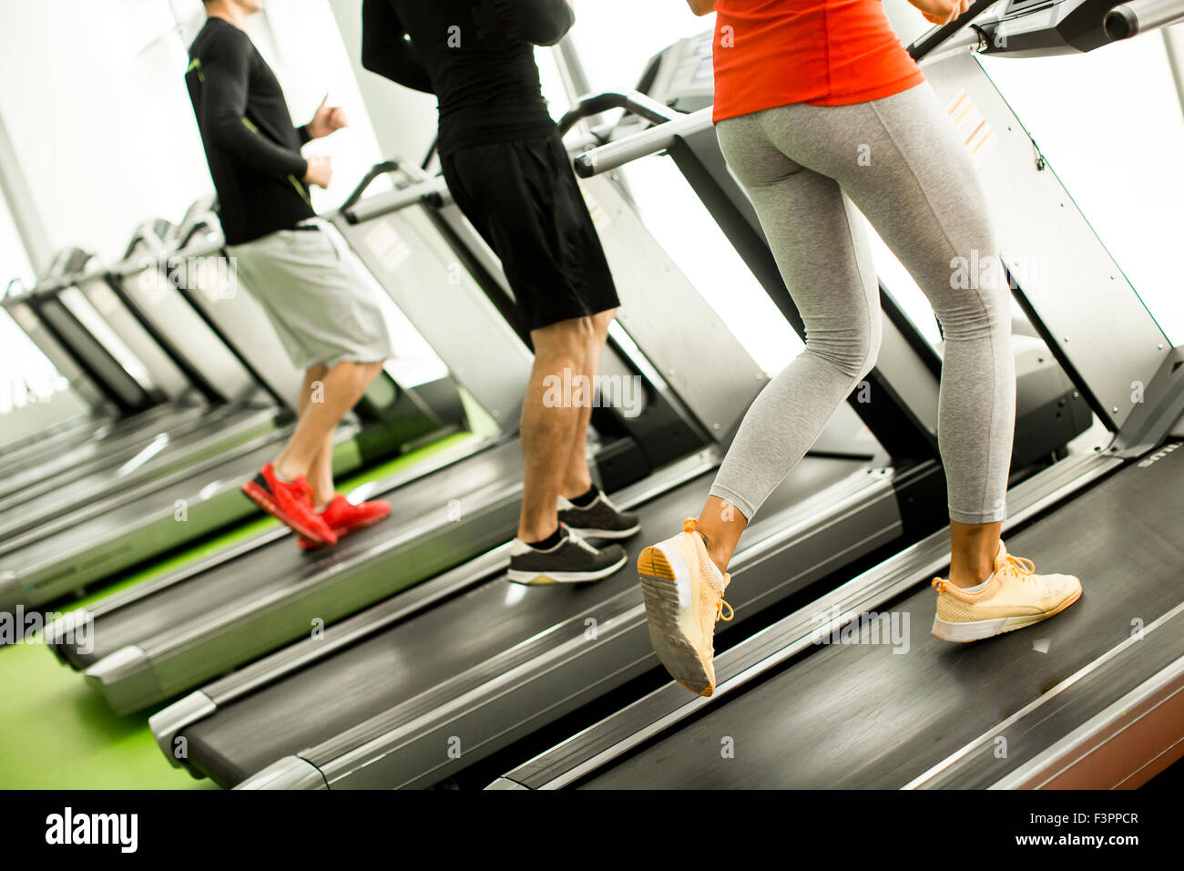 Gym people hi-res stock photography and images - Alamy