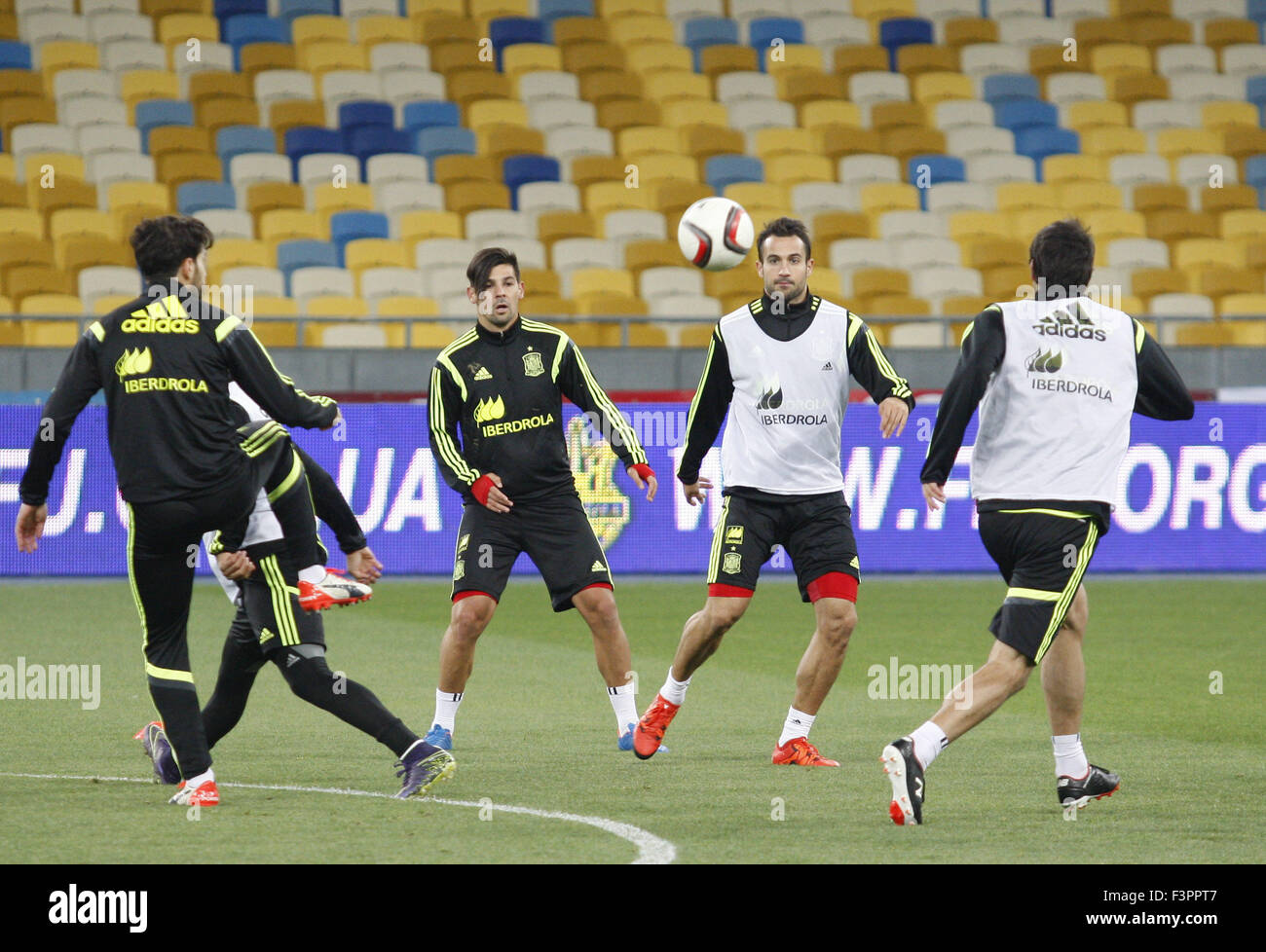 Spanish national soccer team hi-res stock photography and images - Alamy