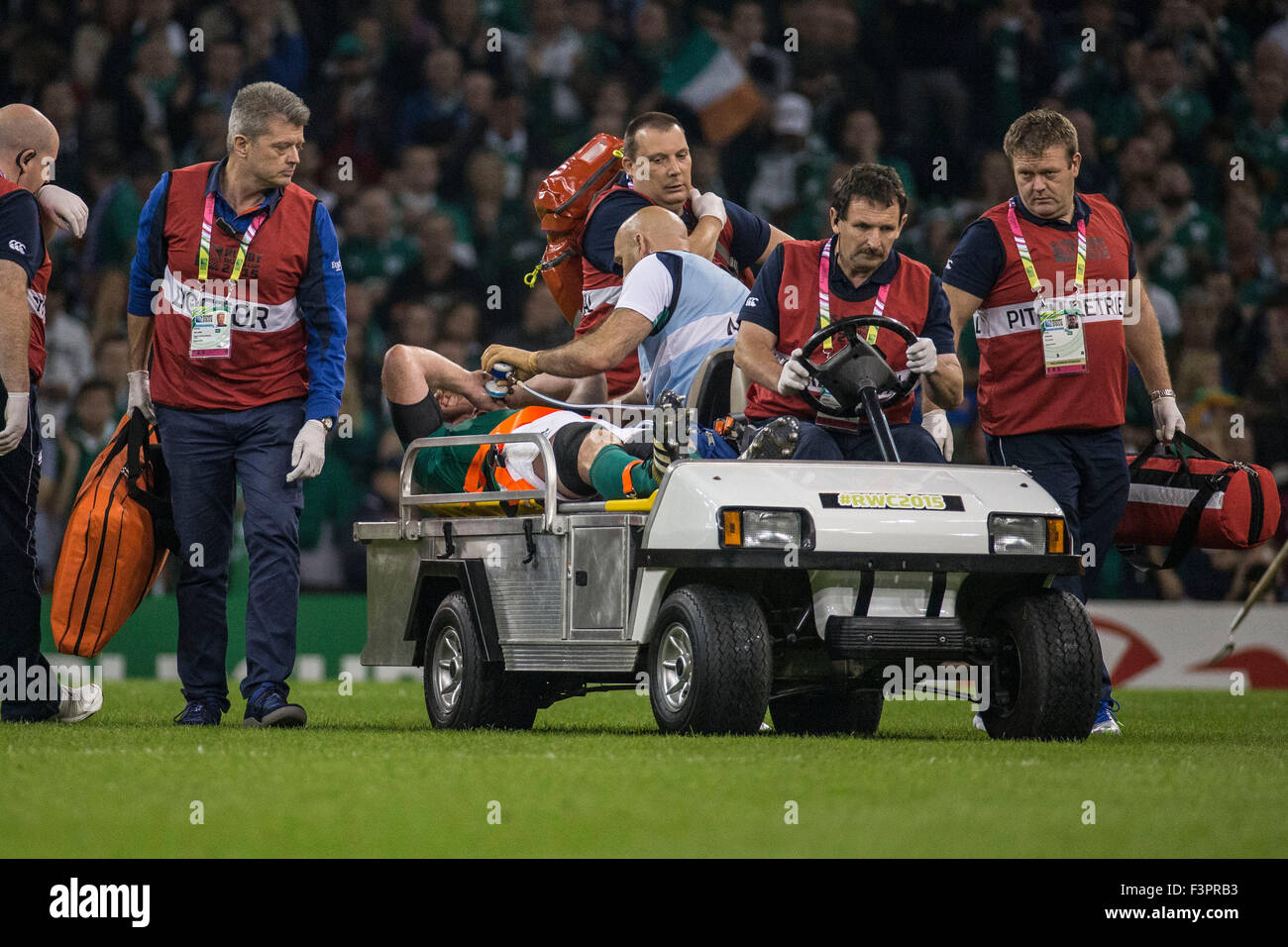 Is carried off on a stretcher hi-res stock photography and images - Alamy