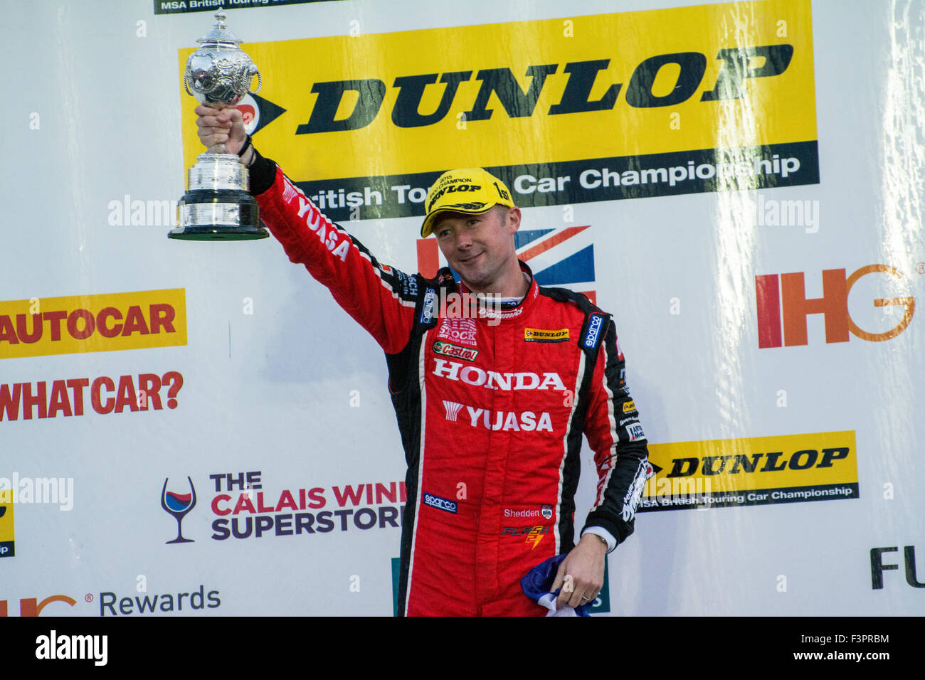 Fawkham, Kent, UK. 11th October, 2015. Gordon Shedden and Honda Yuasa ...