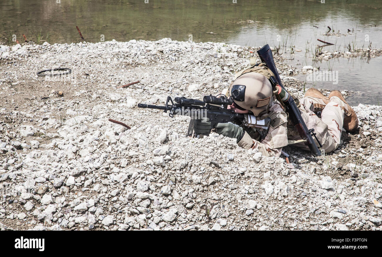 Navy SEAL in action Stock Photo - Alamy