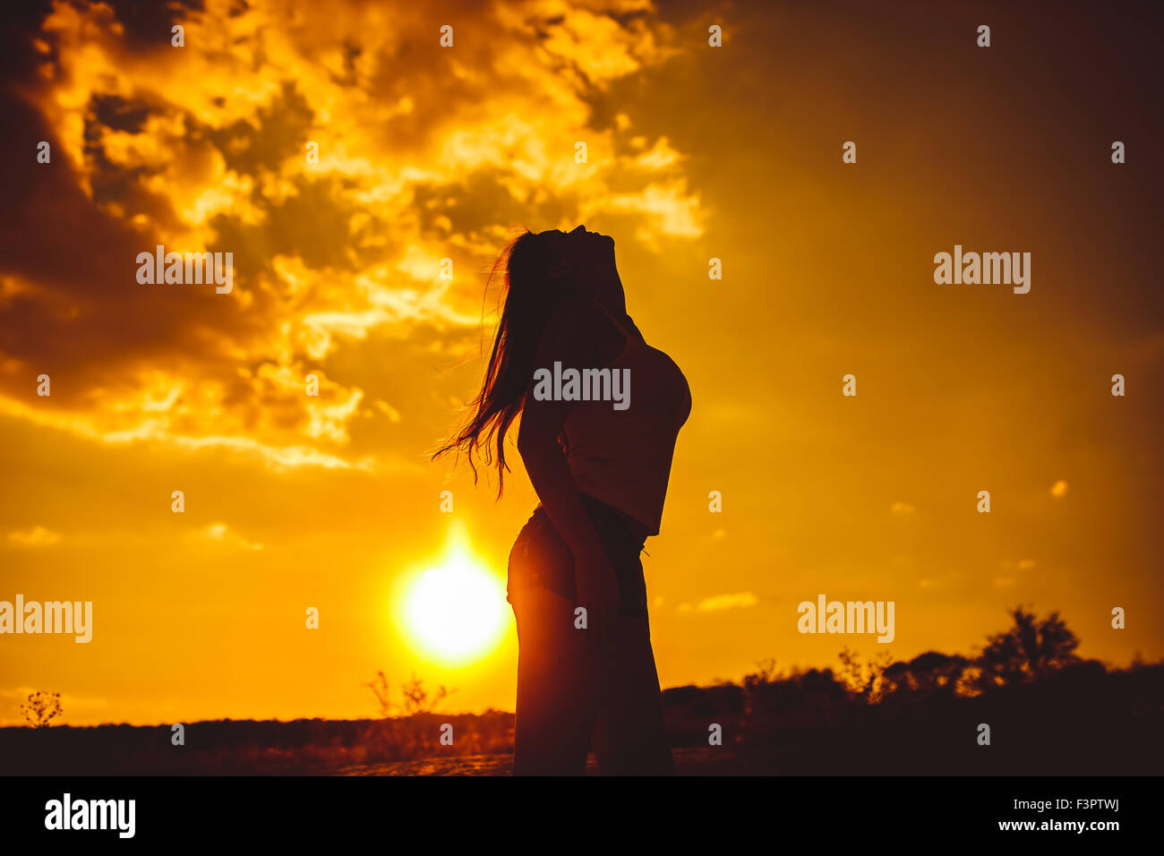 Head lifted up hi-res stock photography and images - Alamy