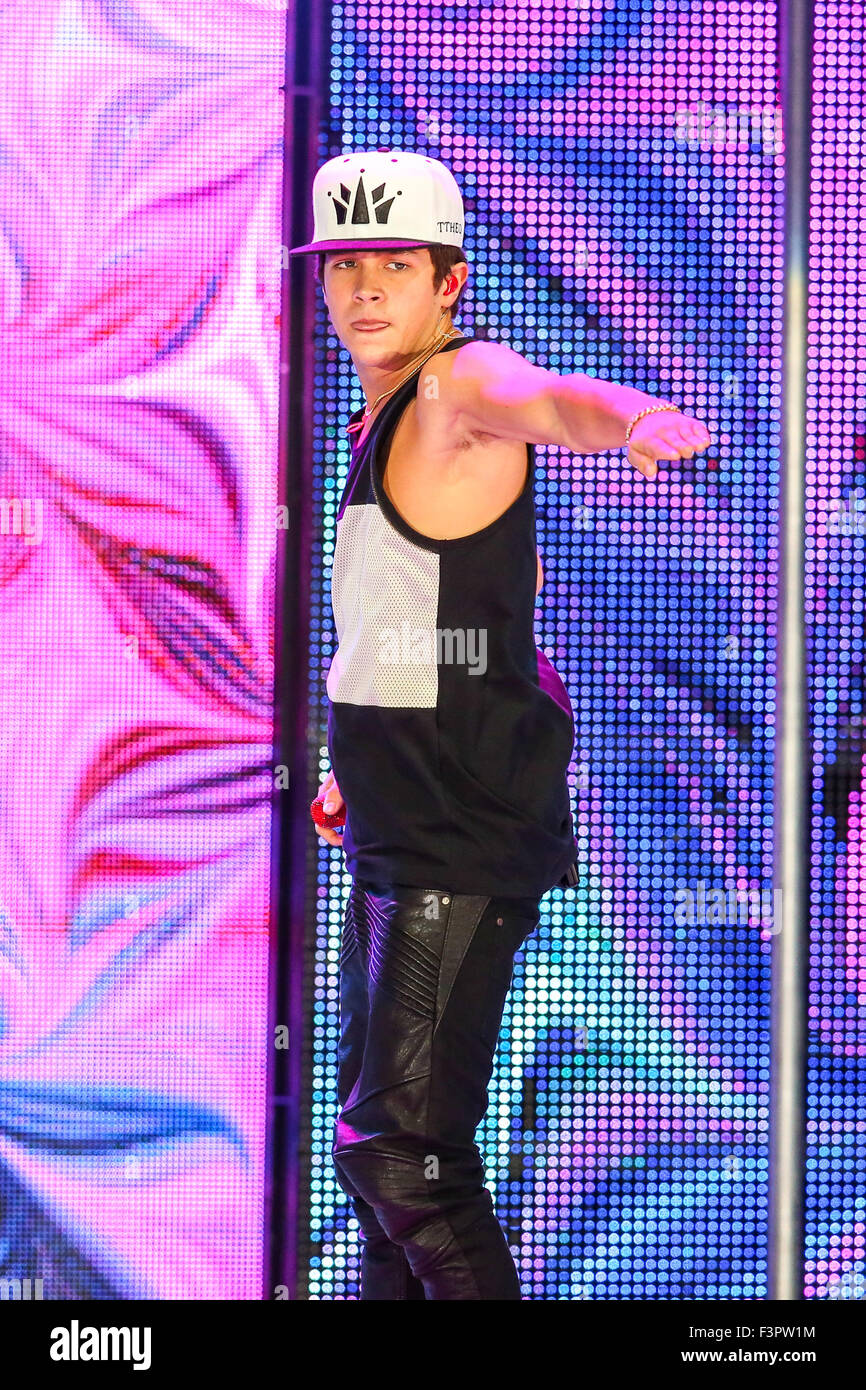 Austin Mahone in concert Stock Photo - Alamy
