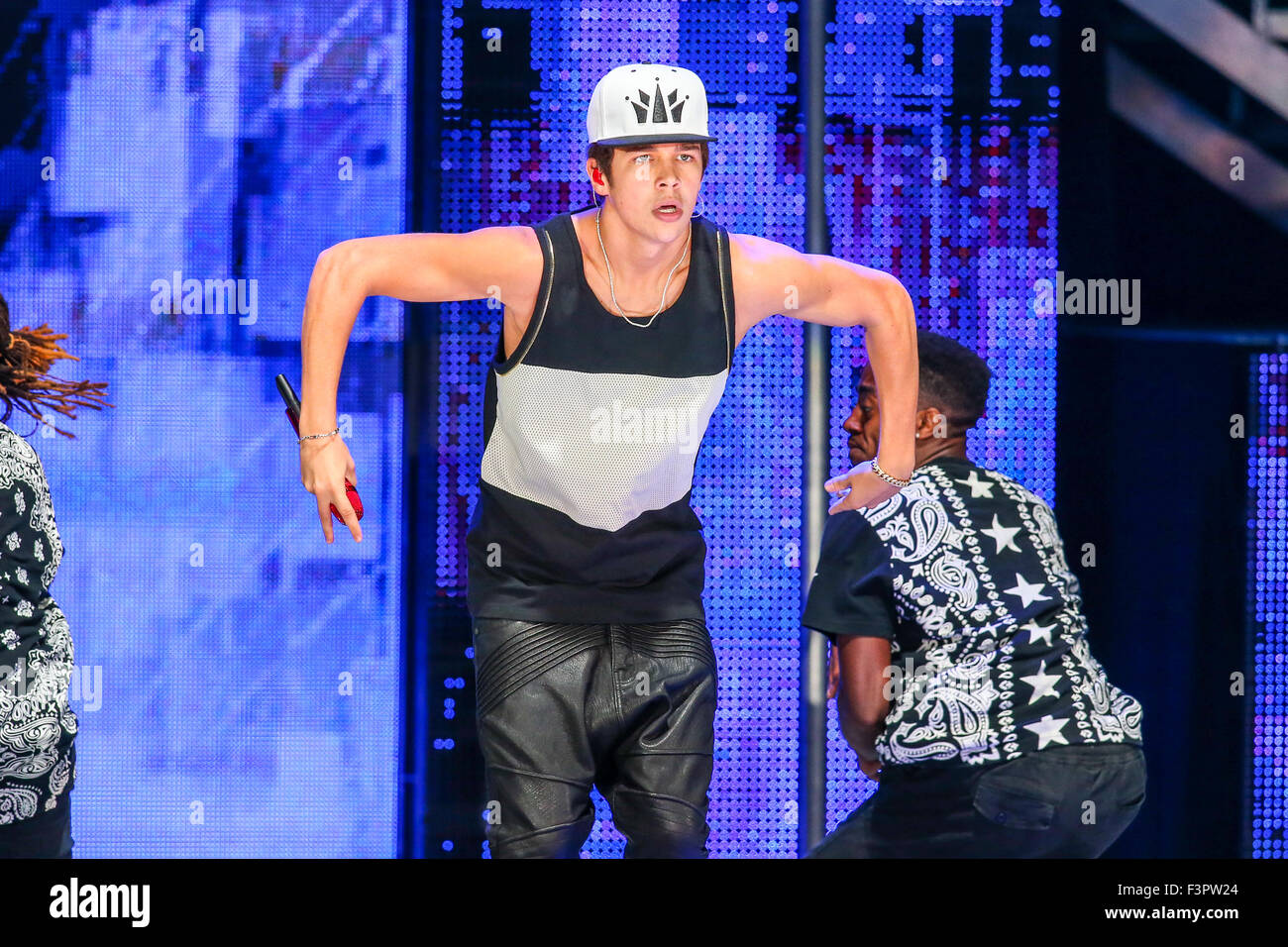 Austin Mahone in concert Stock Photo - Alamy