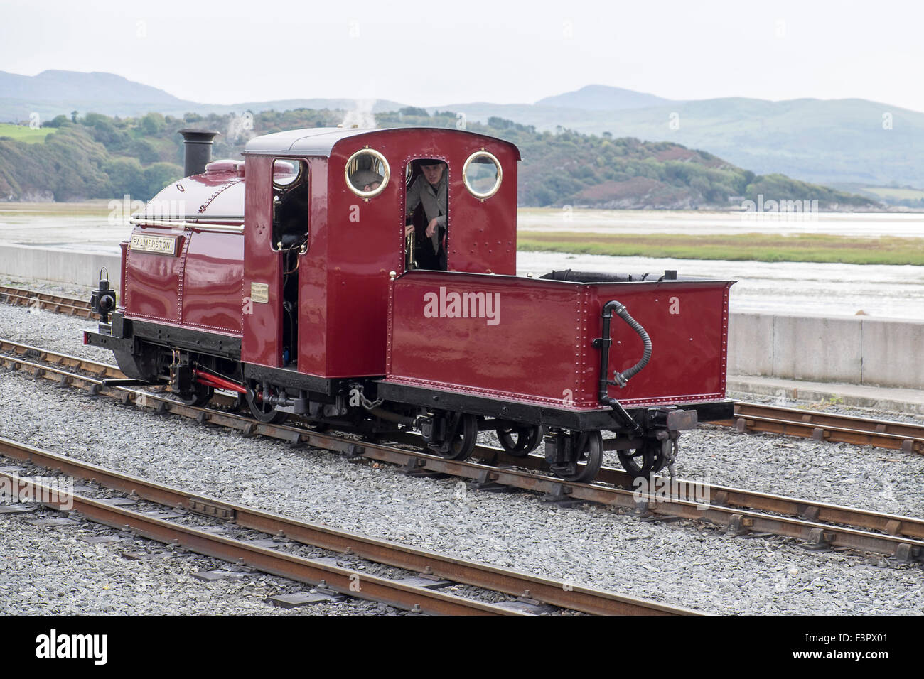 Victorian Steam On the welsh coast, Victorian weekend, porthmadog Stock ...