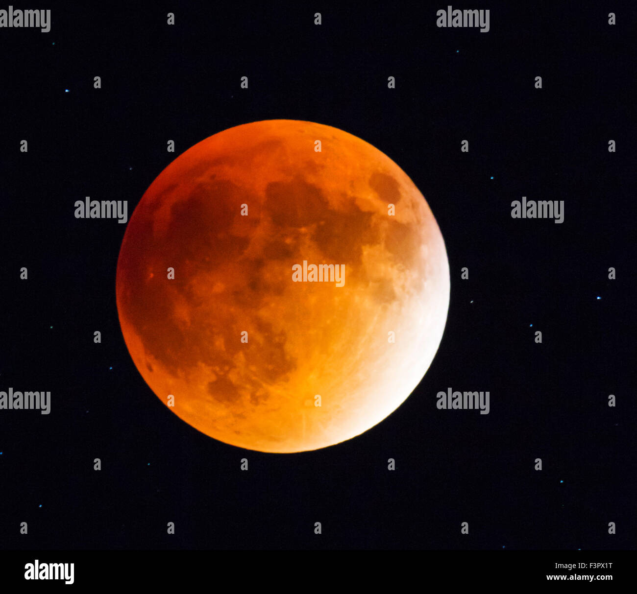 Rare Total Lunar Eclipse of a Super Full Moon over Rocky Mountains ...