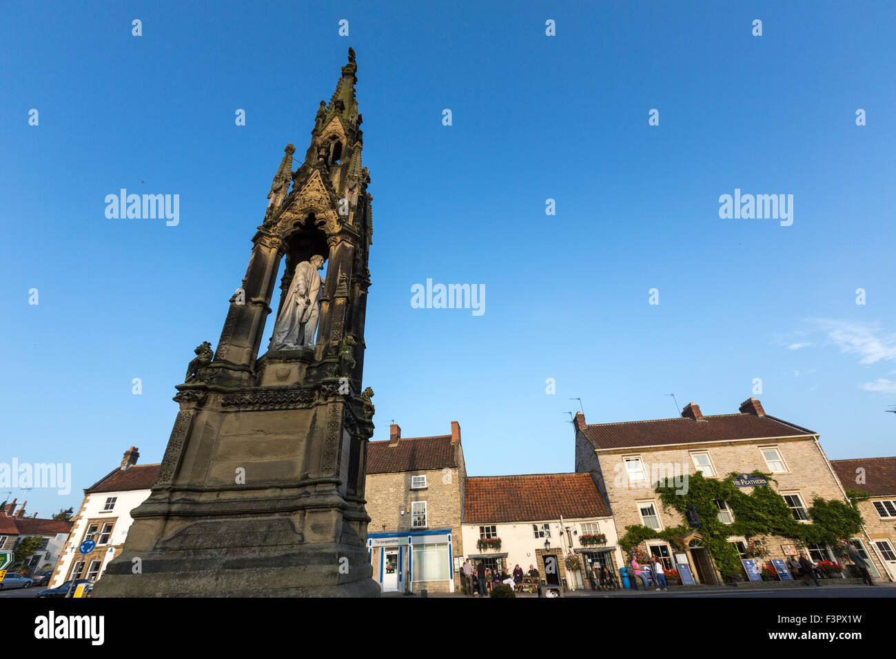 Monument to the second Lord Feversham in Helmsley Market Place ...