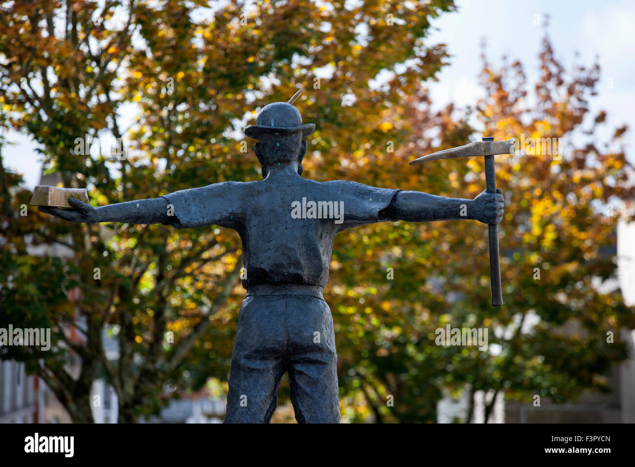 Tin miner hi-res stock photography and images - Alamy