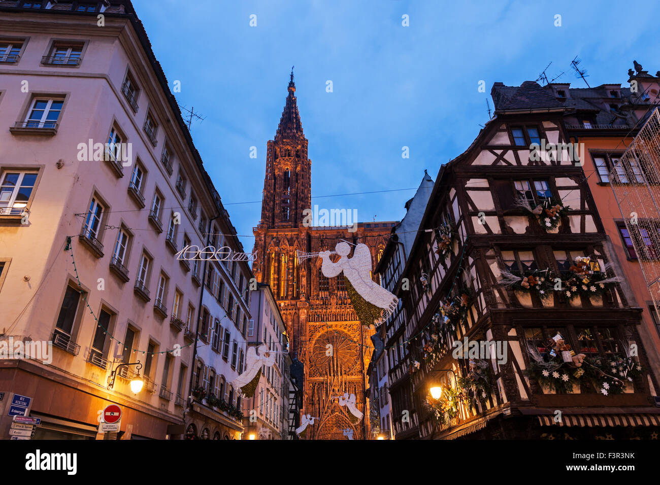 Strasbourg winter hi-res stock photography and images - Alamy