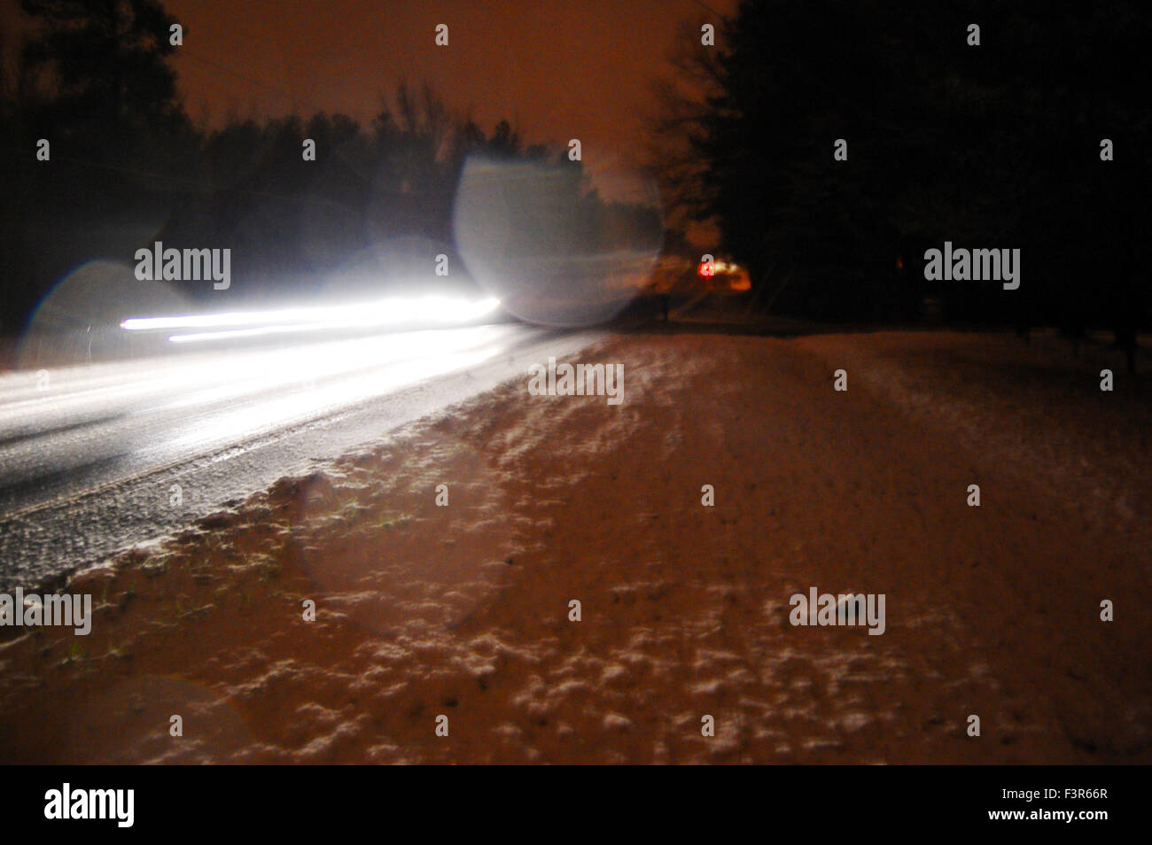 Snow at night Stock Photo - Alamy