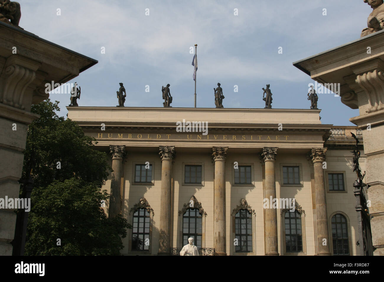 Berlin university hi-res stock photography and images - Alamy