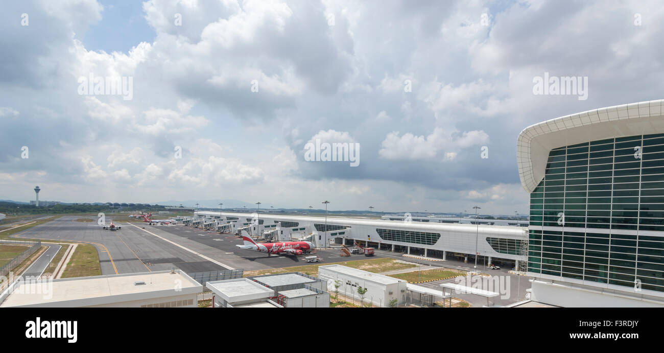 New building of Kuala Lumpur Interational Airport terminal Stock Photo ...