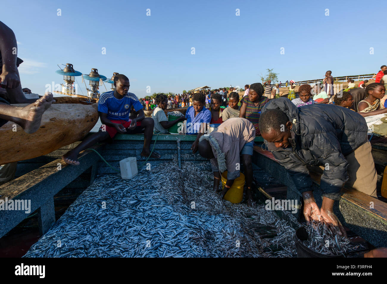 Lakeside seafood market hi-res stock photography and images - Alamy