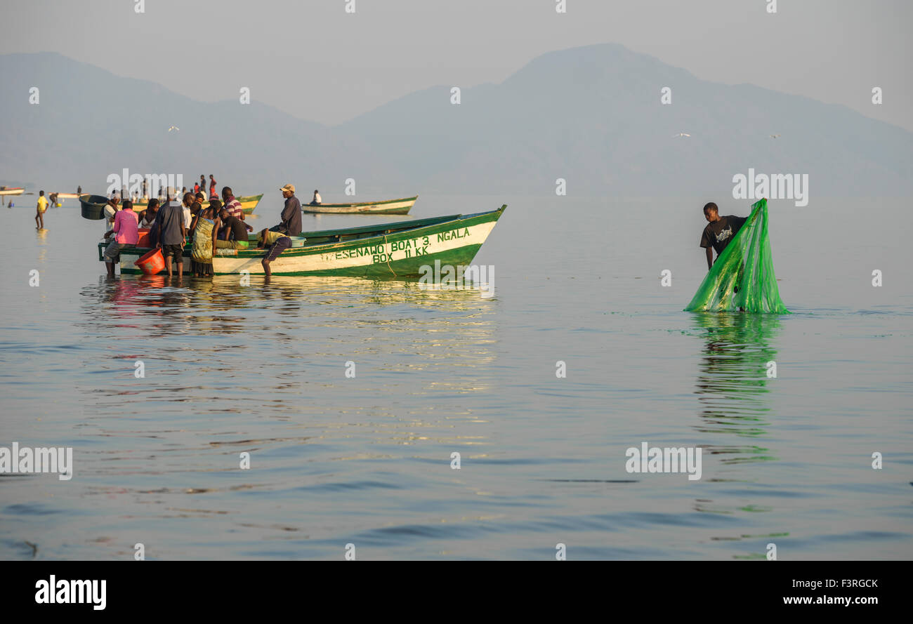 Open market malawi hi-res stock photography and images - Alamy