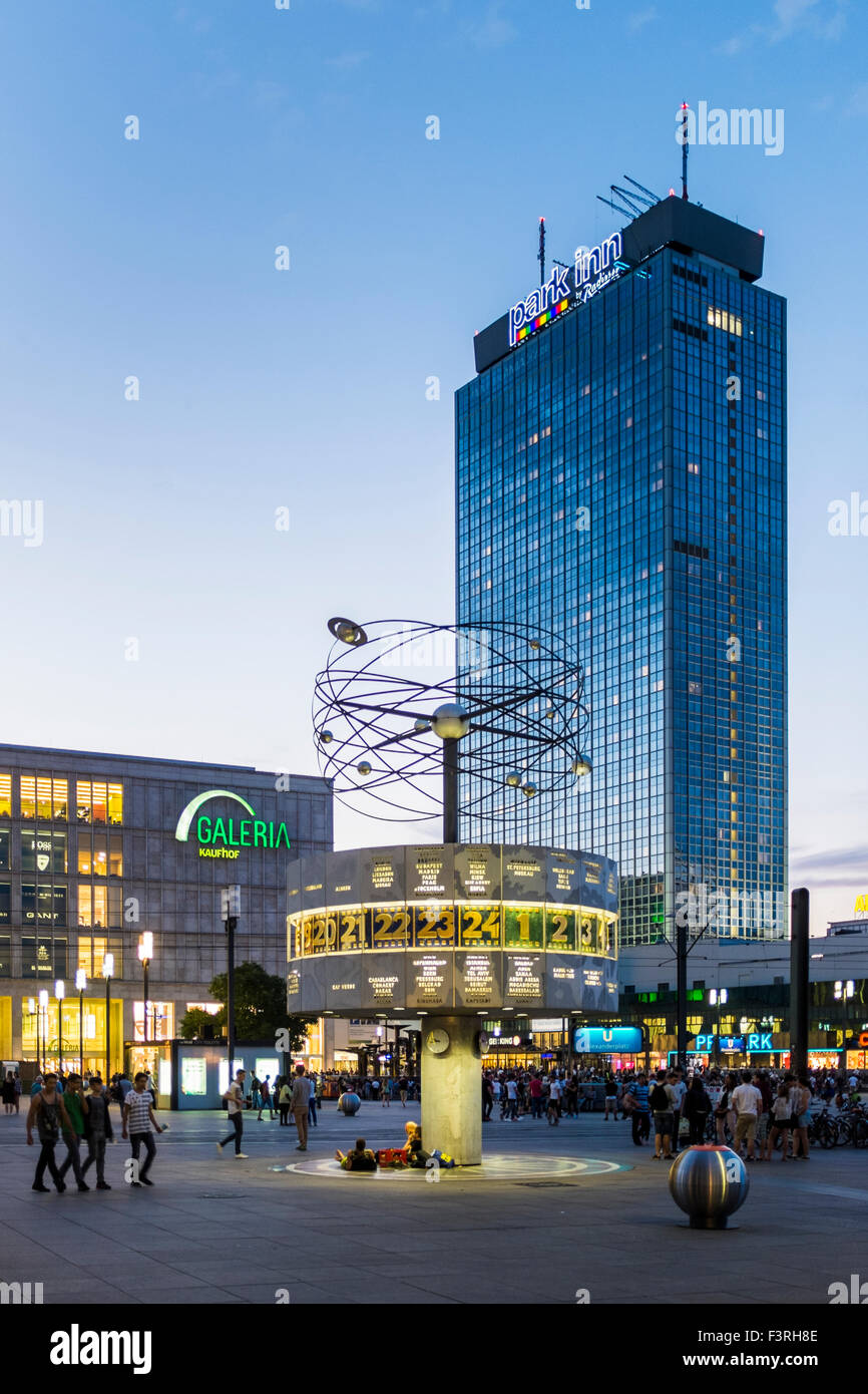 High rise building at alexanderplatz hi-res stock photography and ...