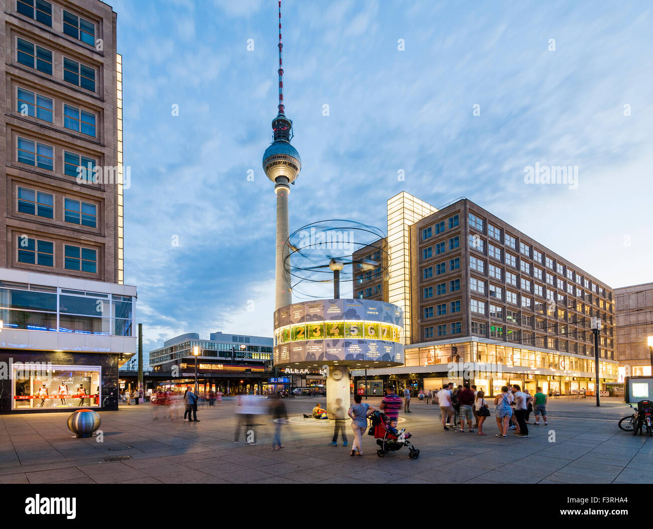 Alexanderplatz Berlin Stock Photos & Alexanderplatz Berlin Stock Images ...