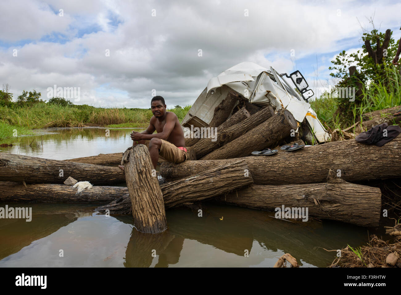 Native people of mozambique hi-res stock photography and images - Alamy