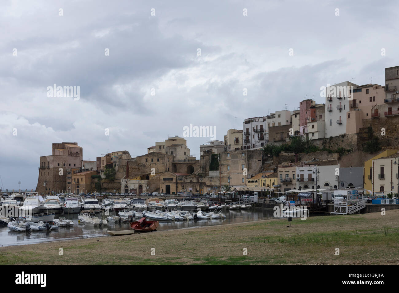 Castellamare hi-res stock photography and images - Alamy