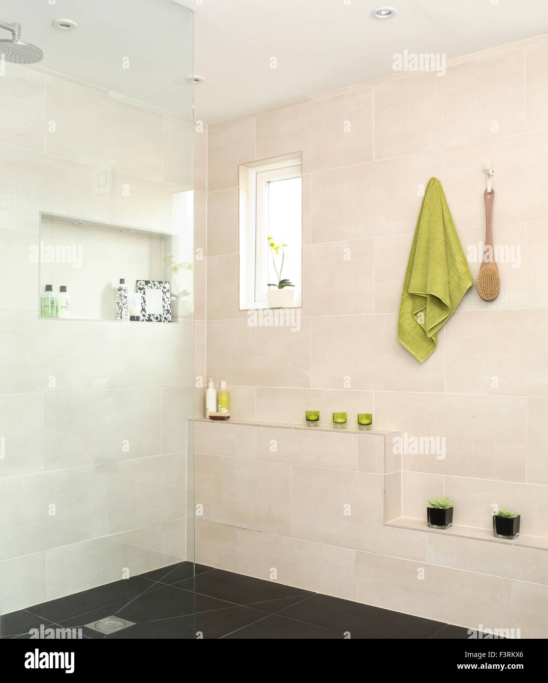 walk in shower Stock Photo - Alamy