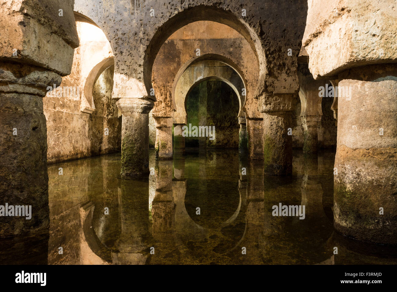 Stone water cistern hi-res stock photography and images - Alamy