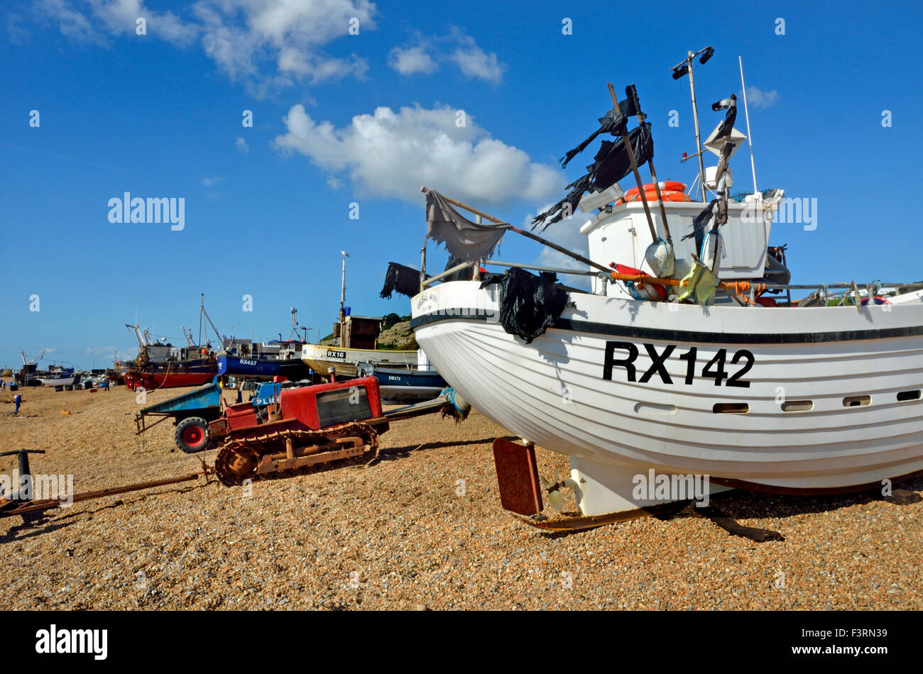 Hastings, East Sussex, England, UK. Fishing boats on the shingle beach ...