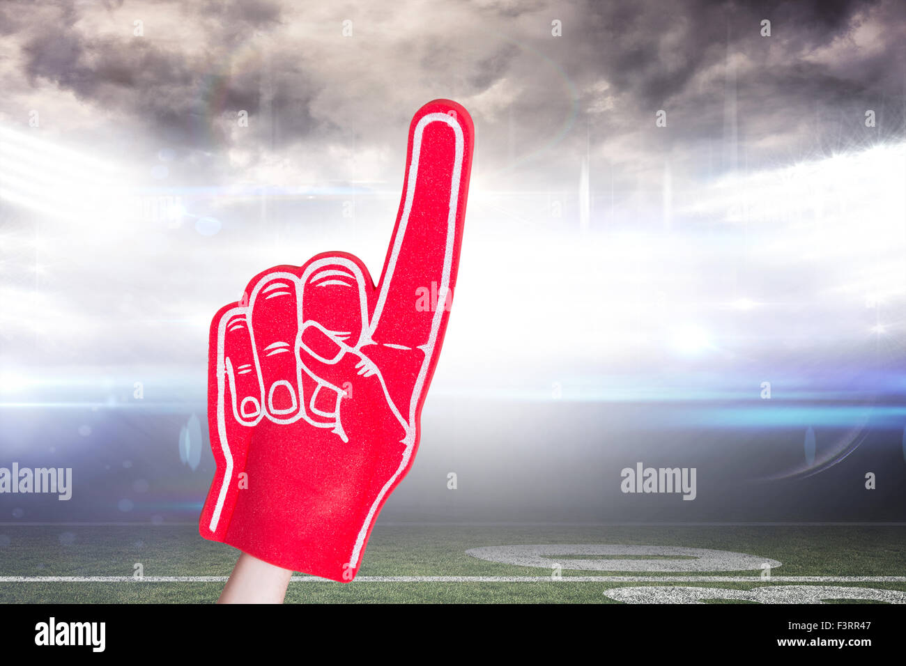 Foam hand hi-res stock photography and images - Alamy