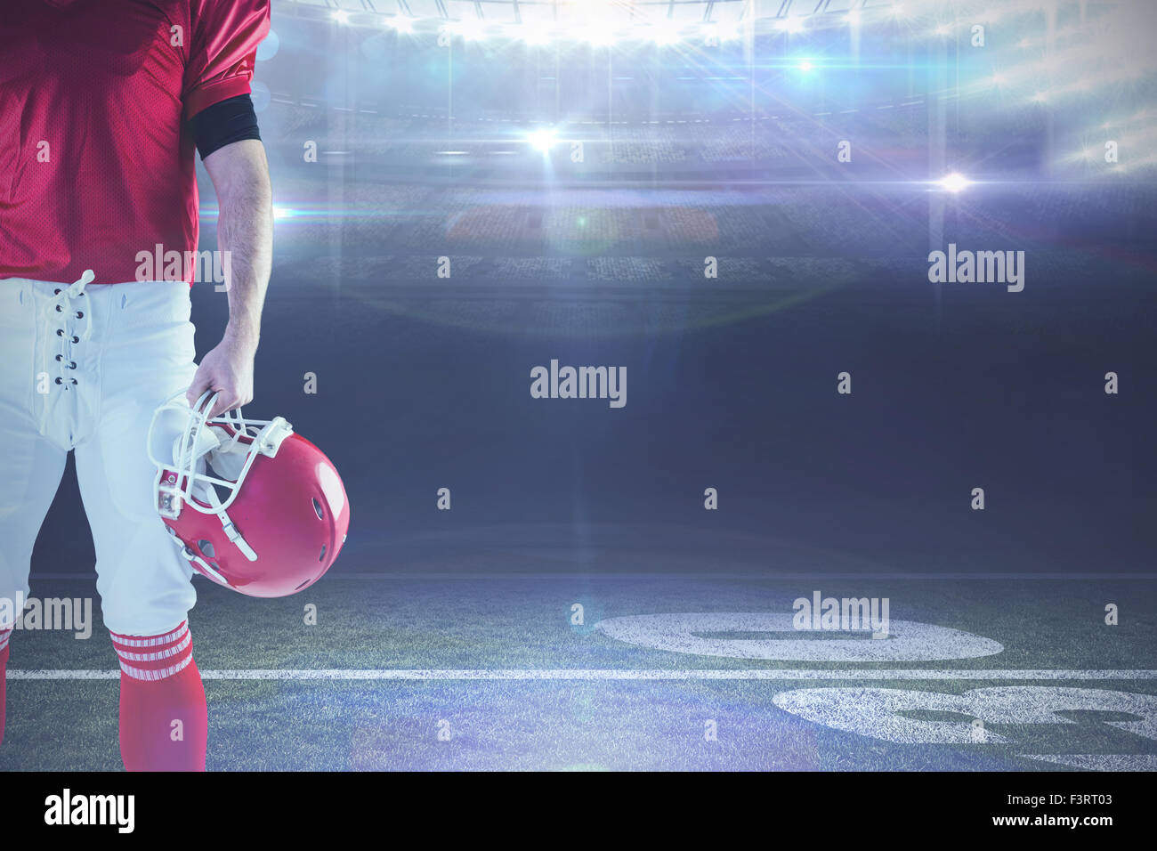 Front view football player hi-res stock photography and images - Alamy