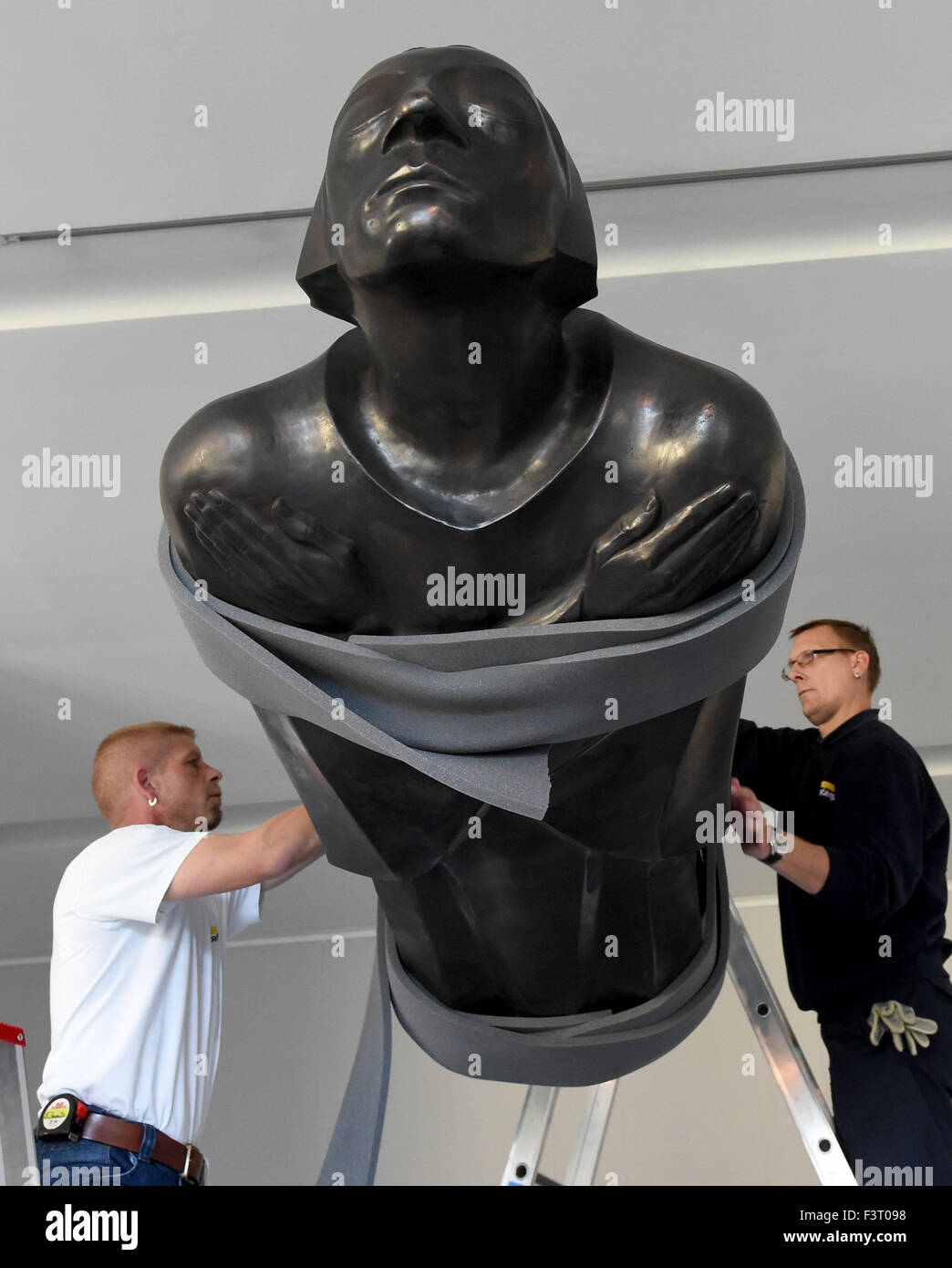 Ernst barlach hi-res stock photography and images - Alamy