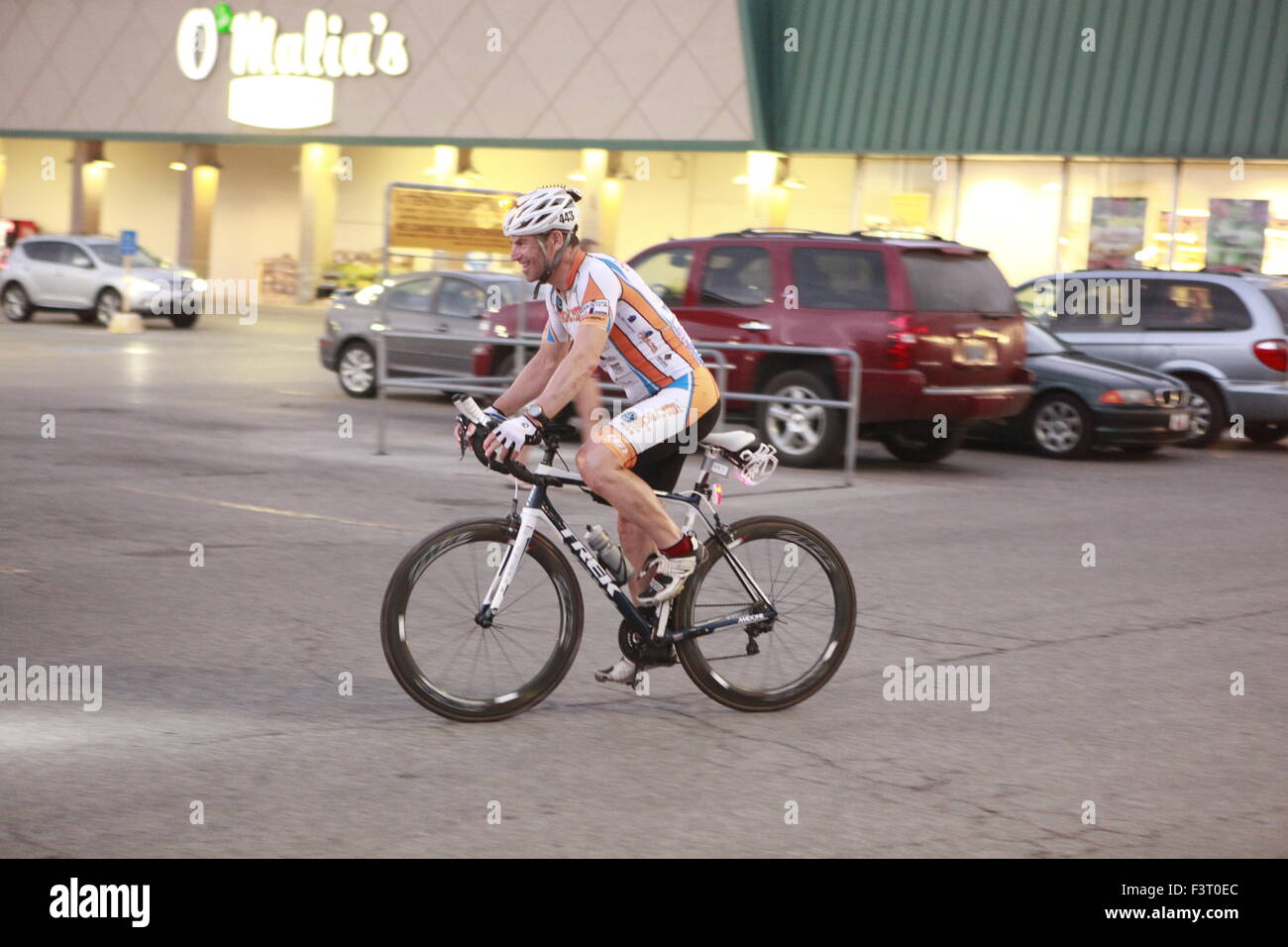 Race across america hi-res stock photography and images - Alamy