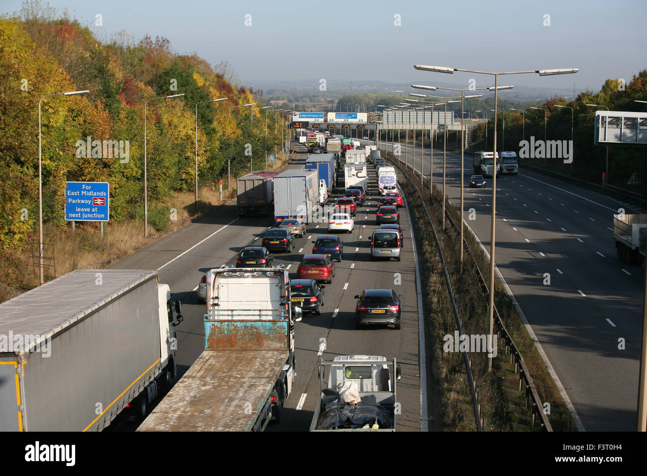 M1 northbound hi-res stock photography and images - Alamy