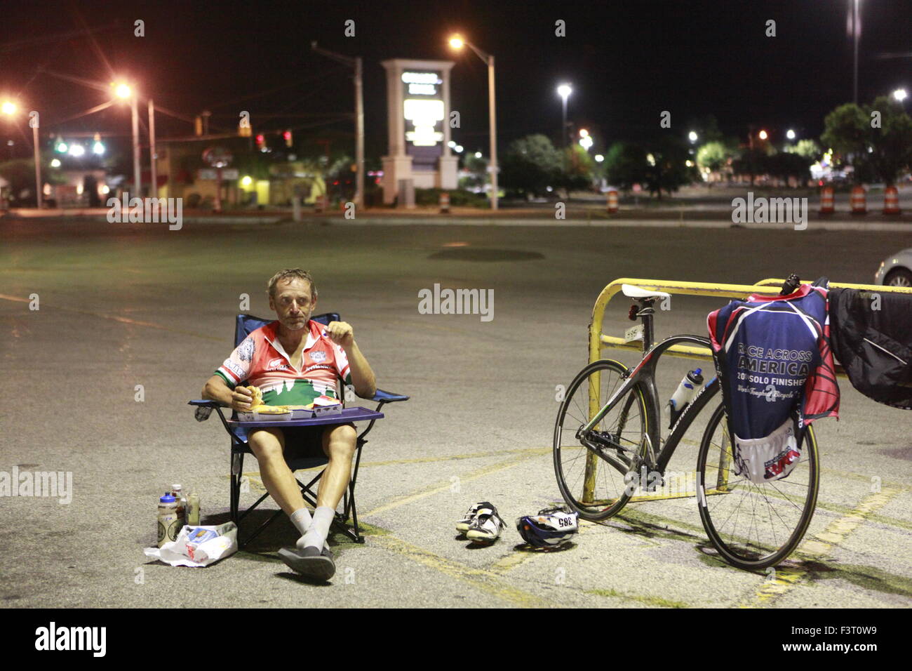 Race Across America bicycle race checkpoint 42 - Bloomington Ind Stock ...