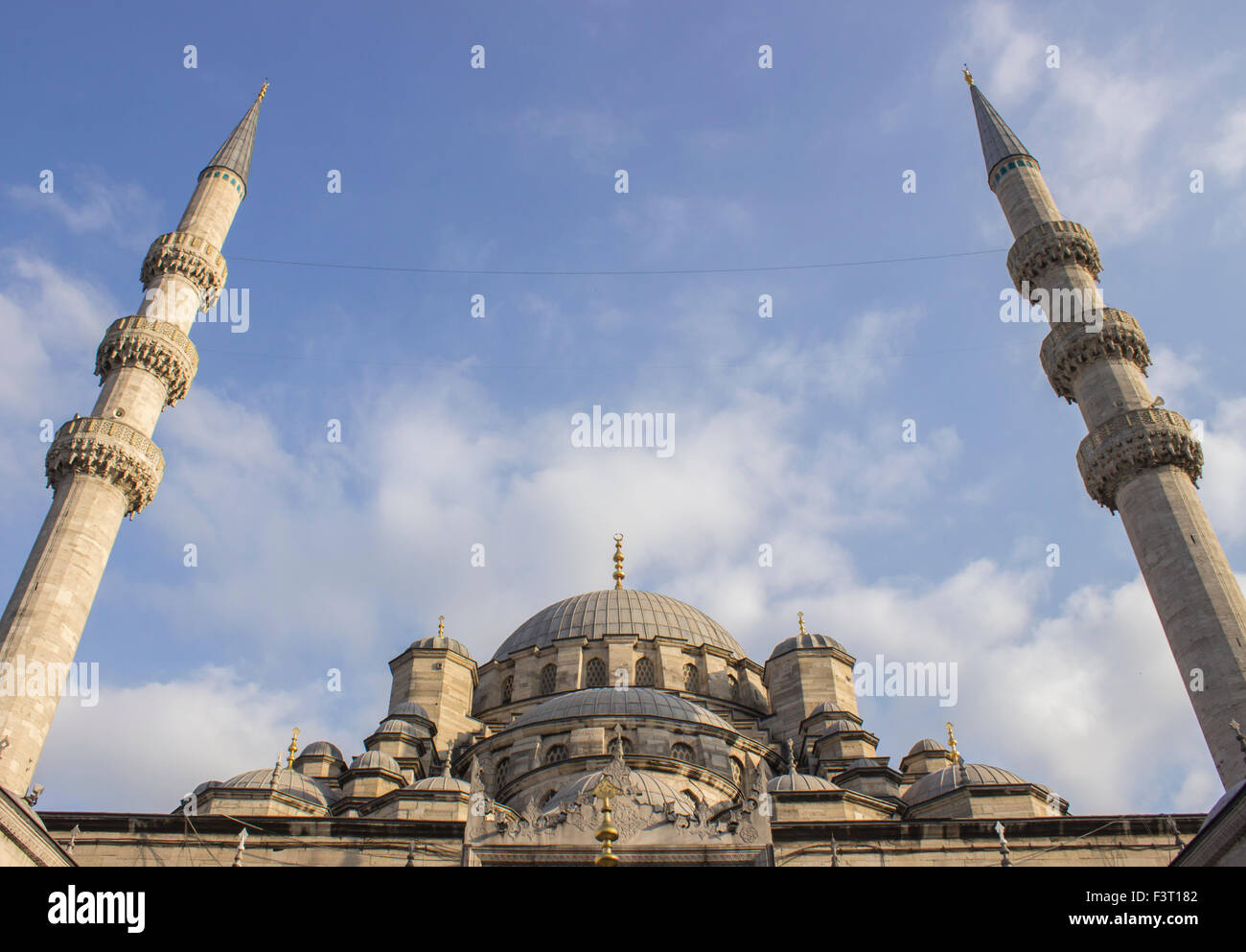 Yeni camii hi-res stock photography and images - Alamy